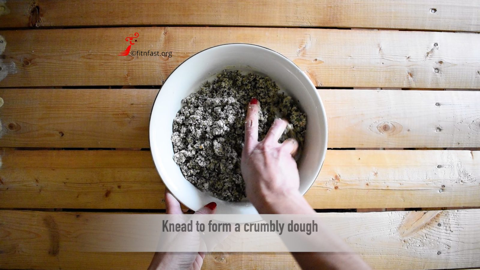 No-Fry Oats Moringa Mathri, Savory Indian Cracker | fitnfastrecipes